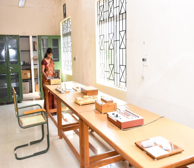 Psychology Lab - Tamil Nadu Teachers Education University